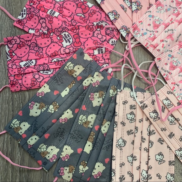 Hello Kitty | Accessories | Nwt Hello Kitty Disposable Masks Set Of ...